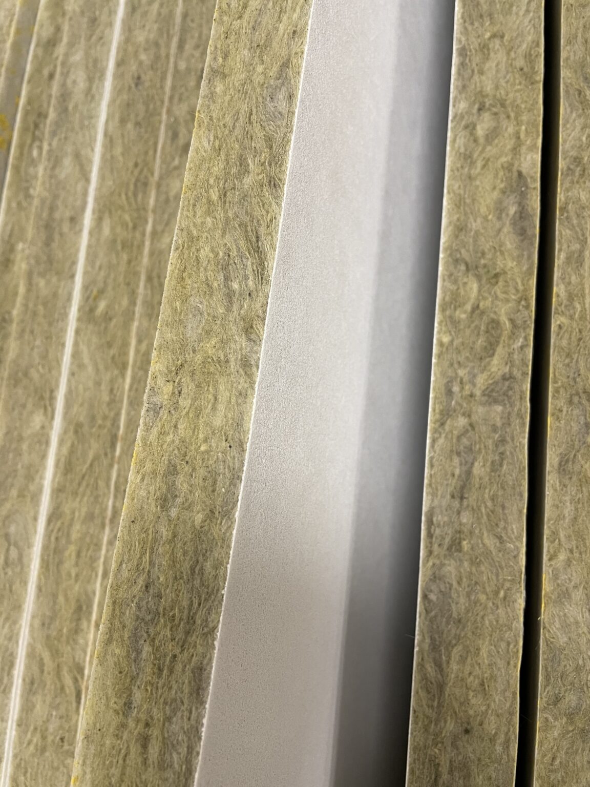 Akustikplader Til loft system hvide kant A. » Noiseaway.dk